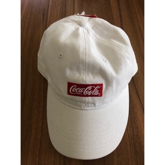 Forever 21 | Accessories | Coca Cola Logo Hat | Poshmark
